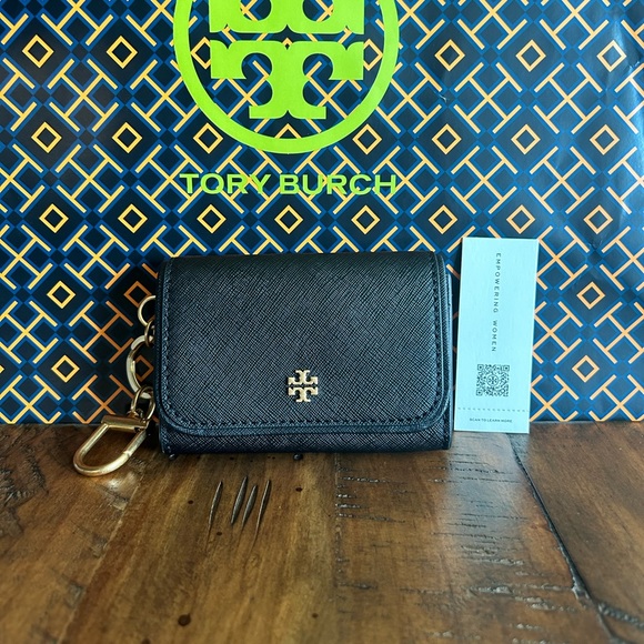 Tory Burch | Accessories | Tory Burch Emerson Flap Card Case Wallet ...